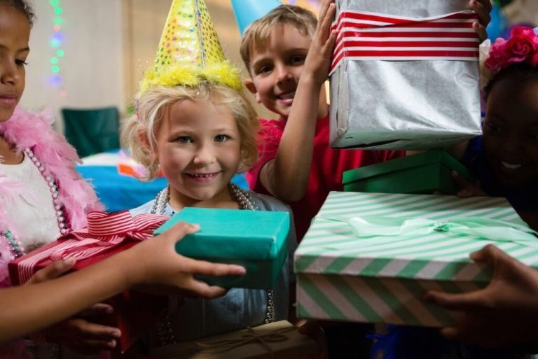 How Much Should You Spend on a Kid’s Birthday Gift? - Hayzed Magazine